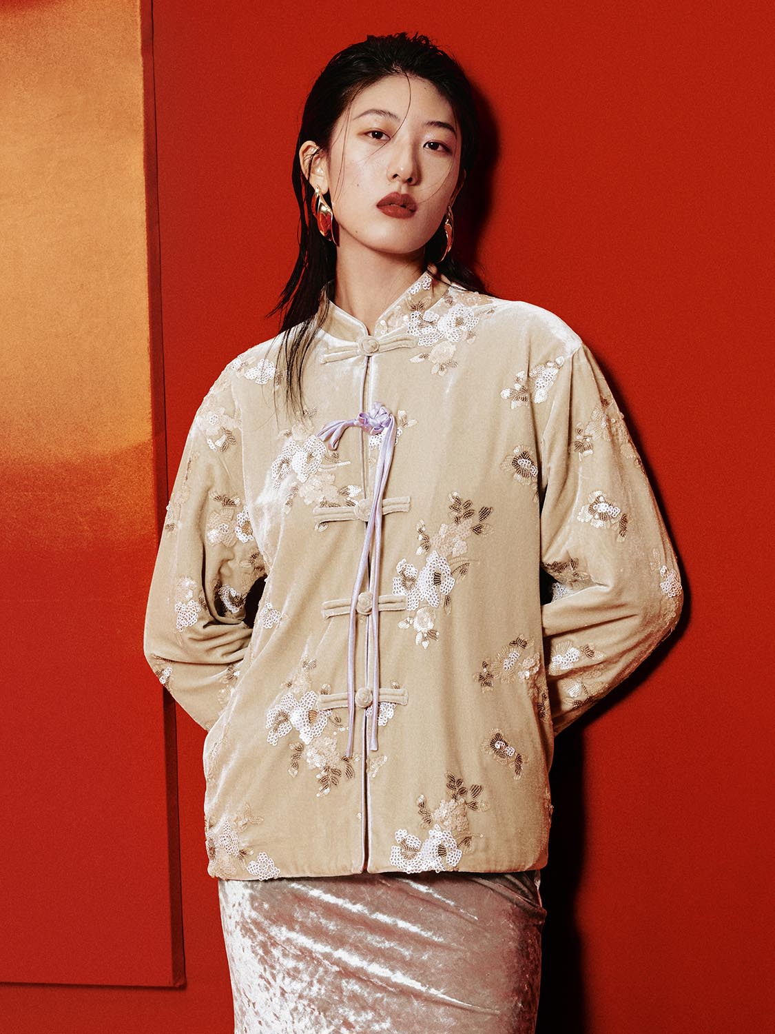 Frog Button Floral Embroidered Beaded Jackets – URBAN REVIVO Malaysia